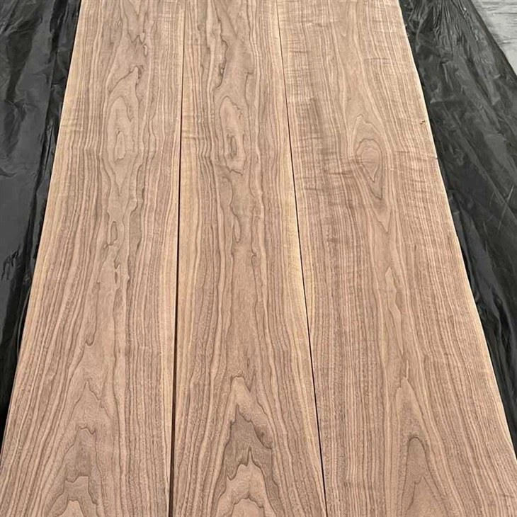 China Walnut Veneer Manufacturers Suppliers Factory - Customized Walnut ...